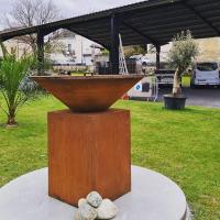China Outdoor Corten Steel BBQ Grill Brazier For 5-10 People Barbecue for sale