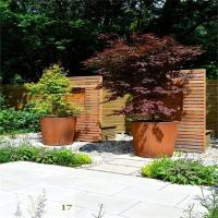 China Weather Proof Garden Metal Ornaments 2mm Decorative Stainless Steel Flower Pot for sale