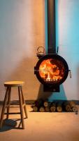 China 90cm 100cm Ceiling Suspended Fireplace Log Burners Rust Resistance for sale