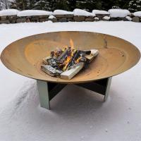 China 1000mm Steel Fire Pits Manual Ignition Rustic Red Or Customized Free Standing Corten Steel Brazier for sale
