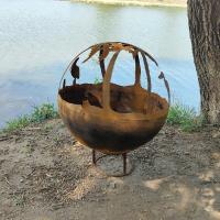 China Outdoor 6mm Thick Rusted Steel Fire Pit Balls Sphere Packing Wooden Box for sale