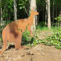 China High Durable Weather-Resistant Steel Garden Metal Ornaments Opossum Shape for sale