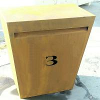 China Custom Mailbox Garden Metal Ornaments Weather Resistant for sale