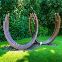 China Iso 9001 Certified Large Rusted Metal Garden Sculptures For Outdoor for sale