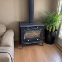 China Custom Wood Burning Fire Pits For Personalized Outdoor Experience Cast Iron Wood Burner for sale