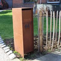 China Customizable Modern Corten Sculpture Antique Mailbox Welding Process OEM / ODM for sale