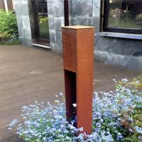 China 3000K LED Garden Bollard Lights Easy Installation Electricity Or Solar Powered for sale