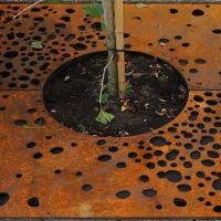 China Corten Steel Custom Tree Grate Metal Outdoor Sidewalk Trees Protection Grate for sale