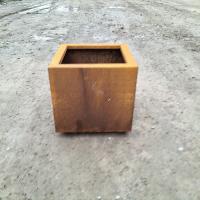 China Rusty Red Large Flower Pots Outdoor Customized Style for Gardenscape Beautification for sale