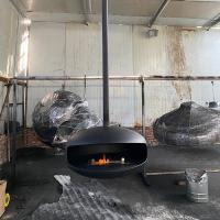 China Black / White Or Customized Modern Hanging Fireplace With Manual Ignition Type for sale