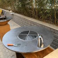 China 2-3 People 133cm Steel BBQ Grill CE Corten Charcoal Burning Bbq for sale