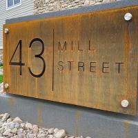 China 2mm Corten Steel Wall Art ISO Rusty Steel Garden Ornaments For Road for sale