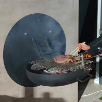 China Corten Steel Wood Burning Fire Pits 0.8m Wall Mounted Charcoal Bbq for sale