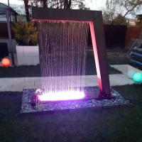 China Outdoor Artificial Corten Steel Water Fountain 5ft Wide Rain Curtain Fountain for sale