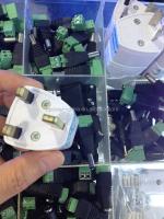 China Convenient and Multi-functional AC Universal Power Adapter Converter to US/UK/AU/EU for sale