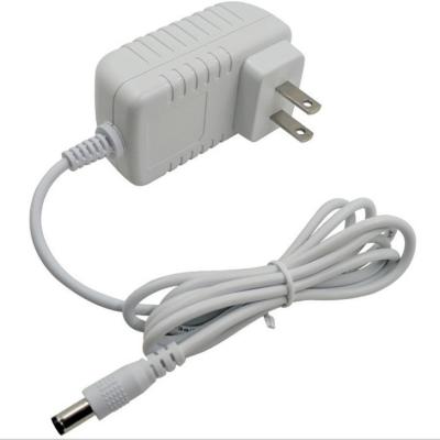 China 12v2a White Power Adapter with DC Output Type and Plug In Connection from C-Power for sale
