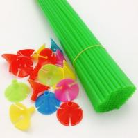 China High quality  rubber latex balloon holding accessories  New plastic 32cm 40cm white and assorted colors  balloon stick and cup for sale