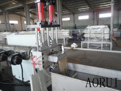 China PP PE Waste Plastic Single Screw Extruder Machine 250-600 kg/h for Recycling Pelletizing for sale