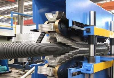 China Drainage Pipe Making Machinery , PE Corrugated Plastic Pipe Manufacturing Machine for sale