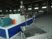 China PP PE WPC Decking Plastic Profile Extrusion Line with Single Screw design for sale