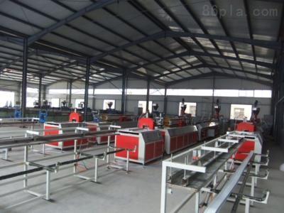 China CE ISO9001 Plastic PVC WPC Profile Extrusion Line Low Noise High Performance for sale