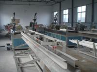 China Automatic WPC Twin-Screw Extrusion Line for 1220mm Boards with 50-75% Wood Content for sale