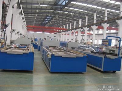 China 600-1250mm WPC Board Production Line with Laminating Machine | 3-40mm Thickness | 300-800kg/hour Capacity for sale