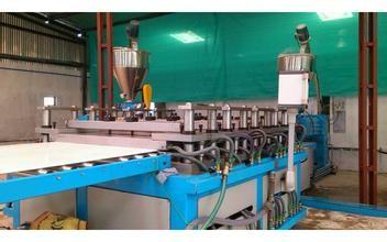 China WPC Foam Board Extrusion Line with 1220mm Width and 50-75% Wood Powder Capacity for PVC Composite Panels for sale