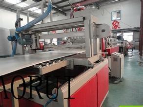 China Decorative PVC Foam Board Machine 1220mm Width 5-30mm Thickness WPC Production Line for sale