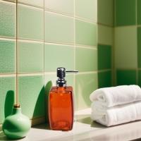 China Orange Colored Glass Bathroom Soap Dispenser 575ML Square Glass Pump Bottles for sale