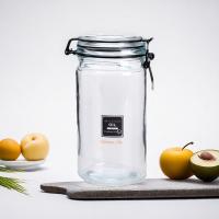 China 1L Empty Seasoning Containers  Transparent Kitchen Glass Jars With Black Lid for sale