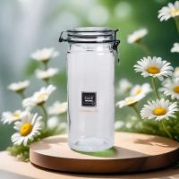 China Kitchen Empty Glass Jars 1.5L Glass Food Storage Canister With Clip Lid for sale
