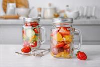 China Drinking Large Glass Mason Jar With Handle 24OZ Classic Design for sale