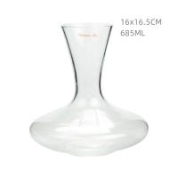 China OEM Handmade Wine Decanter 685ML Luxury Wine Decanter Dishwasher Safe for sale