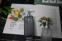 China 450ml Capacity Glass Soap Dispenser Bottles for Sustainable Lifestyle for sale