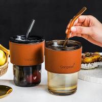 China 450ml Sealed Tumber Glass Cups with Straw and Lid for Easy Carrying of Coffee Beverage for sale