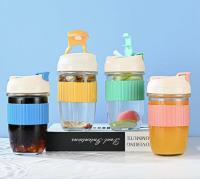 China 480ml Fashion Durable Glass Straw Tumblers with Silicone Sleeve Portable Bottles for Travel for sale