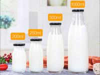 China 200ml 250ml 350ml Glass Juice Bottles , Unique Glass Drinking Bottles for sale