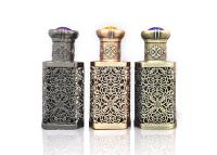 China Decorative Glass Perfume Bottles 10ml Flat Shape Fashionable Appearance for sale