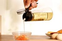 China European Household Glass Olive Oil Bottle , Fancy Olive Oil Bottles for sale