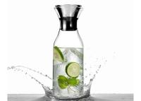 China 1000ml Clear Glass Water Pitcher , Glass Iced Tea Pitcher With Lid for sale