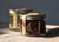 China Round Wide Mouth Glass Storage Jars Weed Container 250ml With Aluminum Screw Cap for sale