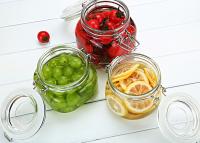 China Round Sealable Shape Glass Jars Empty Transparent Glass Jar With Lid for sale