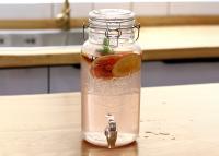 China Faucet Switch Bottle Juice Jar Cold Drink Storage Bottle Wine Glass Bottle for sale