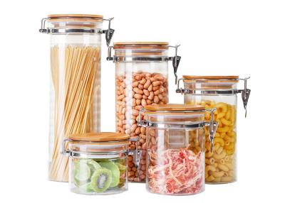 China Kitchen Storage Sealed Glass Jars Glass Bottle Jar Good Moisture Resistance for sale