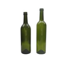 China Custom Glass Olive Oil Bottle Olive Oil Storage Containers Anti Thermal Shock for sale