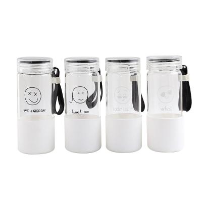 China Cadmium Free 600ml Glass Water Drinking Bottles for sale
