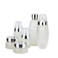 China Customized Logo Cosmetic Packaging Empty Glass Jars for sale