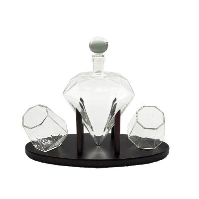 China 1000ml Diamond Shaped Glass Bottle With Wooden Frame for sale