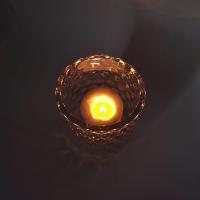 China SGS Textured Three Dimensional Glass Candle Holder for sale